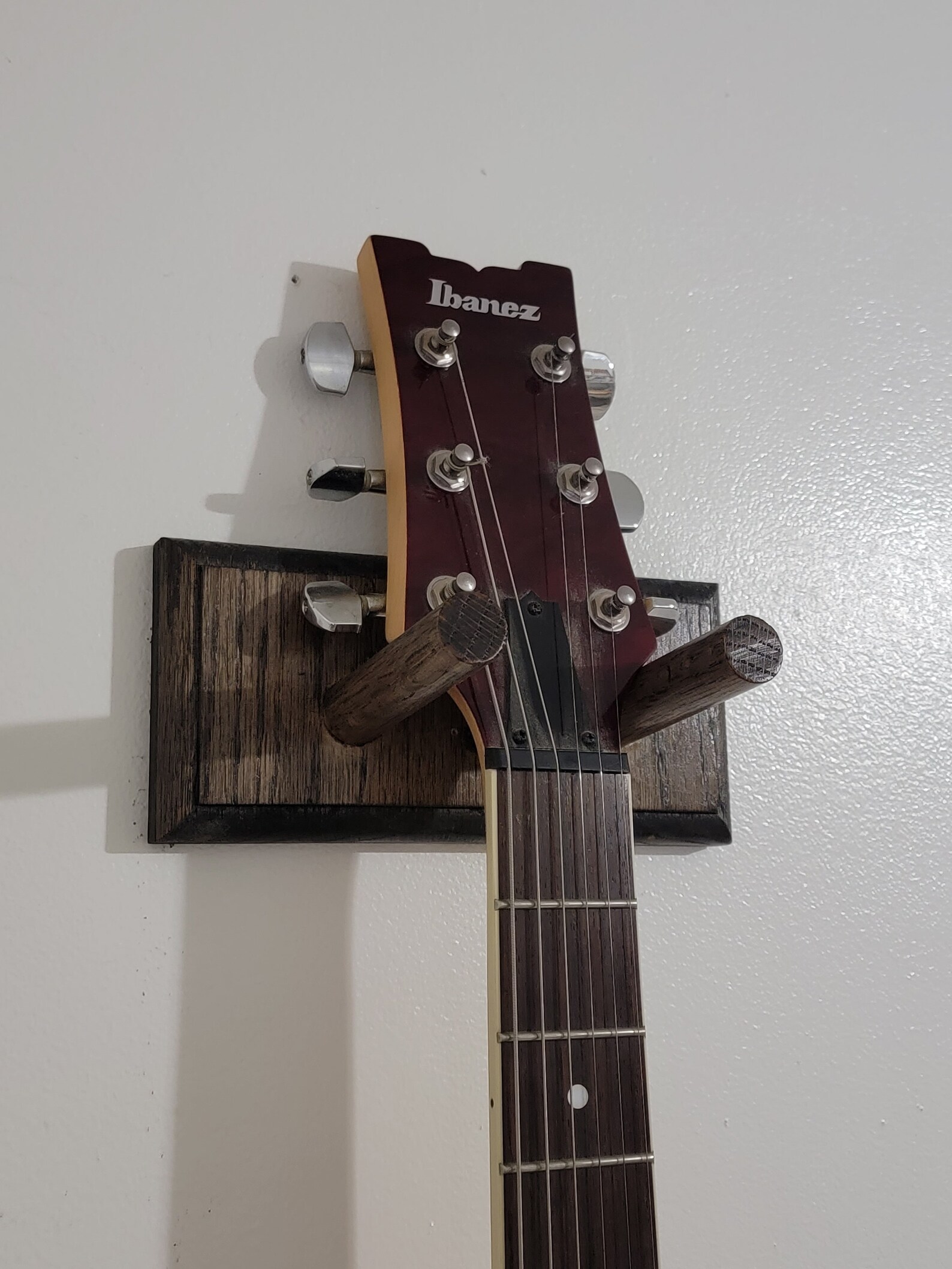 Guitar Wall Hanger Solid Oak Custom Made Electric Guitar Rack Sweet ...