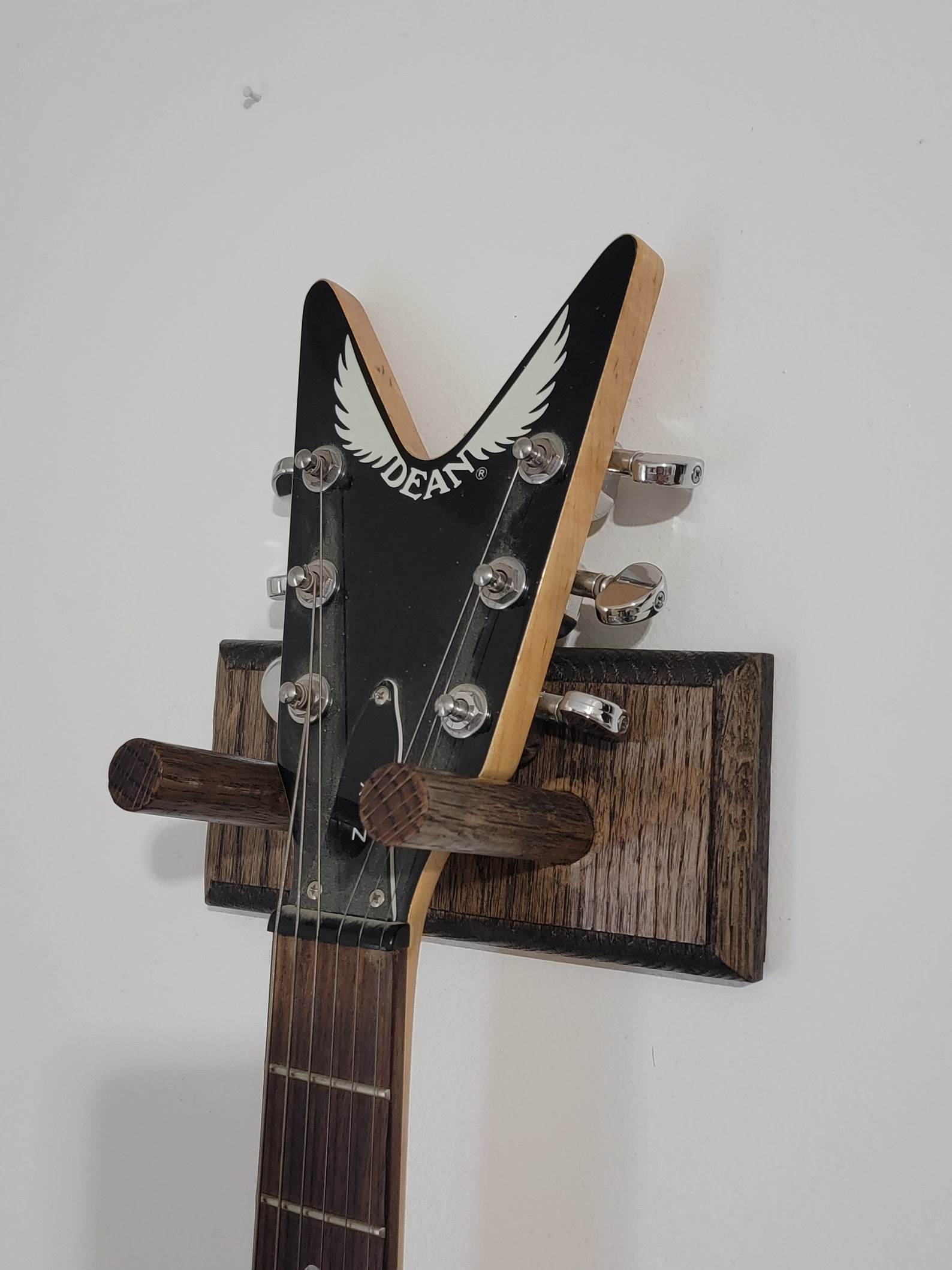 Guitar Wall Hanger Solid Oak Custom Made Electric Guitar Rack Sweet ...