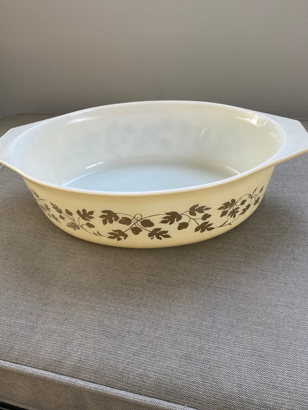Pyrex Gold Leaf Acorn Casserole on Pale Yellow Background, Retro ...