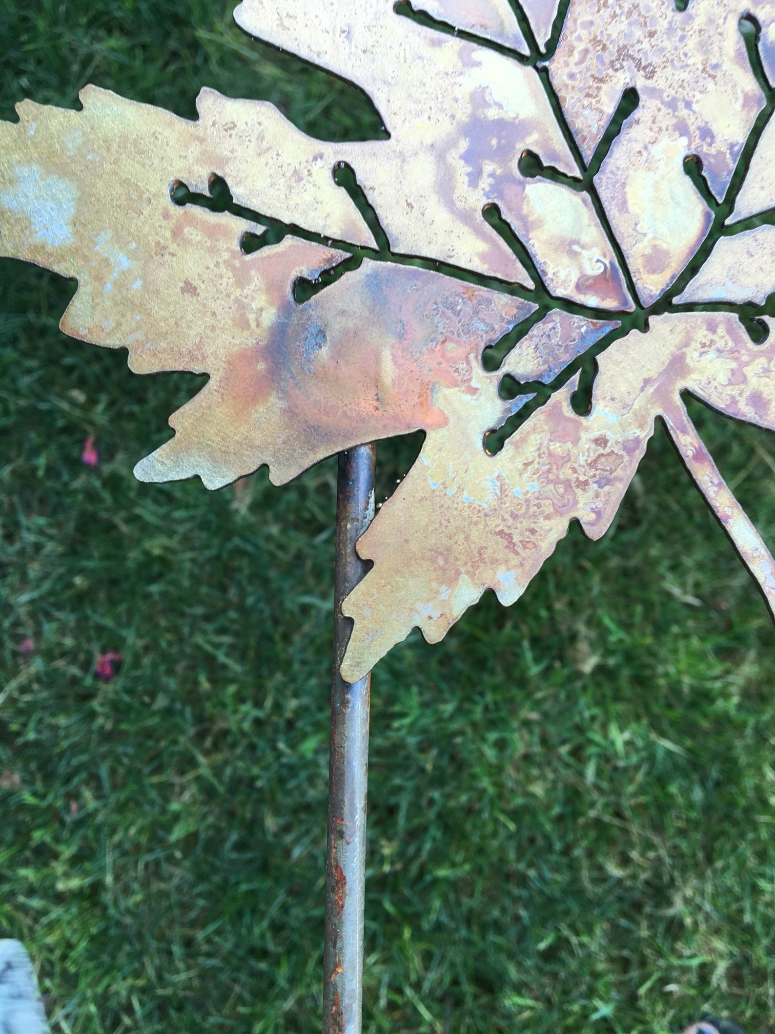 8 Metal Leaves Garden Stakes Rustic | Etsy