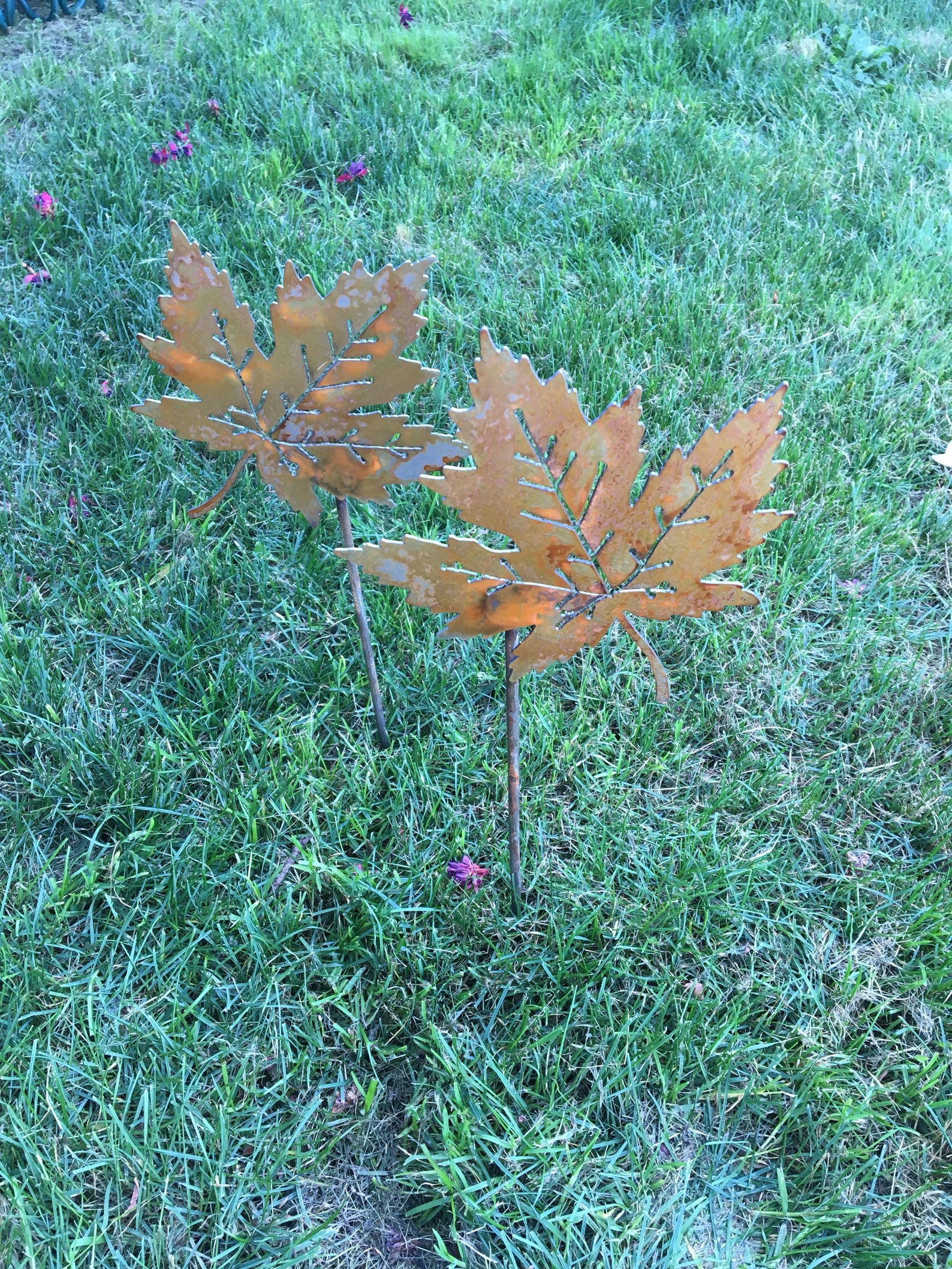 8 Metal Leaves Garden Stakes Rustic | Etsy