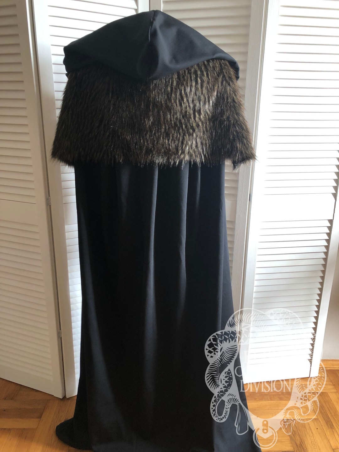 Black Cape Fur Collar Leather Straps, Halloween Cape, Fur Shoulder ...