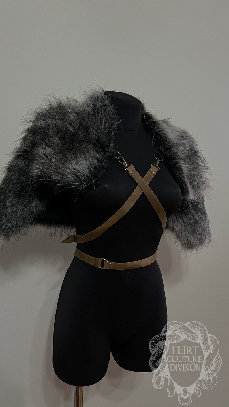 Gray Fake Fur Cape Leather Belts, Fur Shoulder Drape, Warrior Fur ...