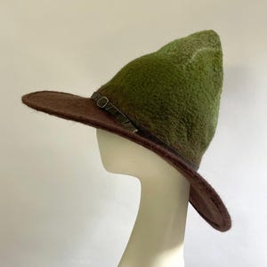 Wide Brimmed Bard Hat - the Traveler - Hand Felted Merino Wool - Etsy