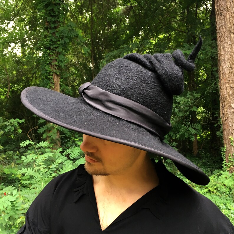 Wizard Hat in Solid Black With Curly Point Hand Felted - Etsy