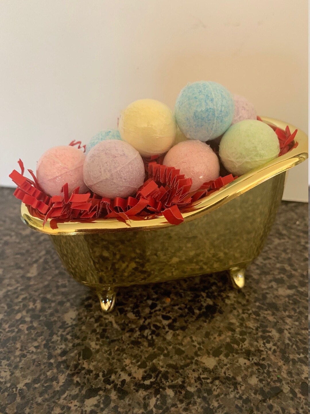 BATH BOMBS in A Bath Tub Sets Gold Keepsake Bath Tub 9 Pack Bath Fizz ...