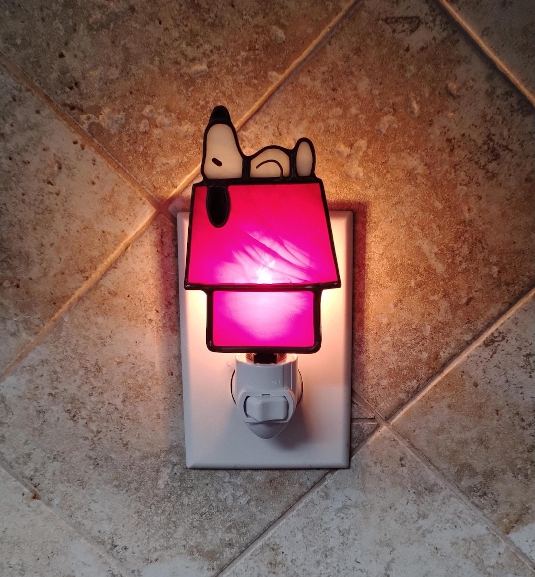 Stained Glass Snoopy Night Light - Etsy
