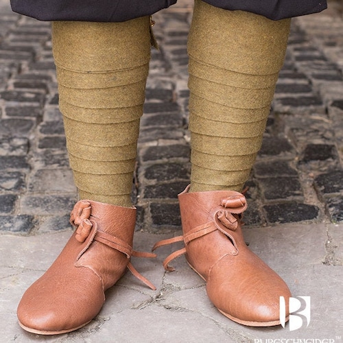 Medieval Leg Wraps Wool Winingas Autumn Green - Etsy