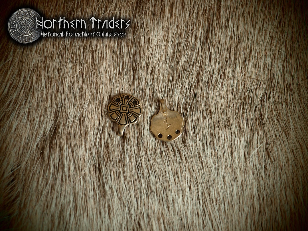 Anglosaxon Winingas Hooks With Cross - Etsy