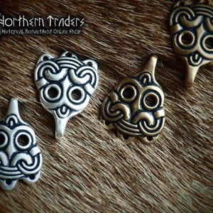 Winingas Hooks From Birka - Etsy