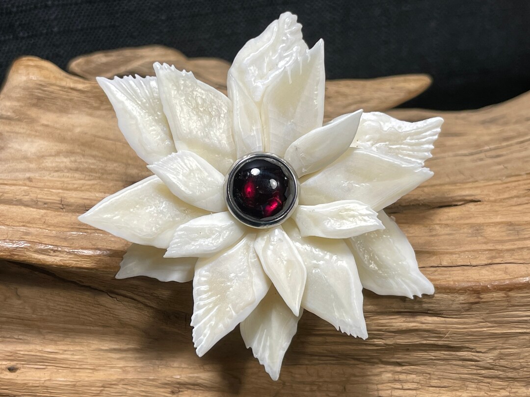 Garnet Moonflower Brooch Gar Scales Lotus Water Lily Bag Hat Lapel Pin ...