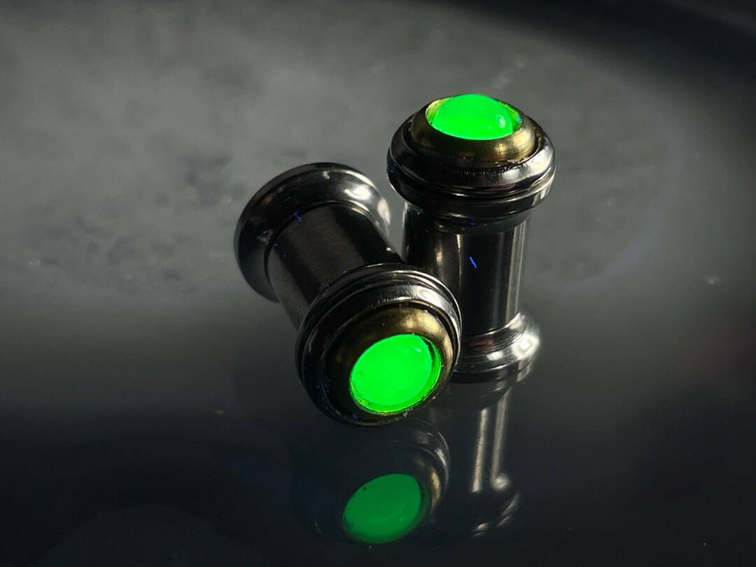 Uranium Plugs 2g (6mm) PAIR Stainless Steel Two Tone Screw Back Ear ...