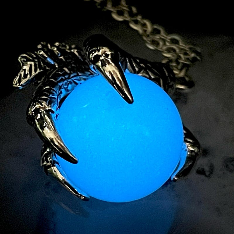 Dragon Claw Necklace - Etsy