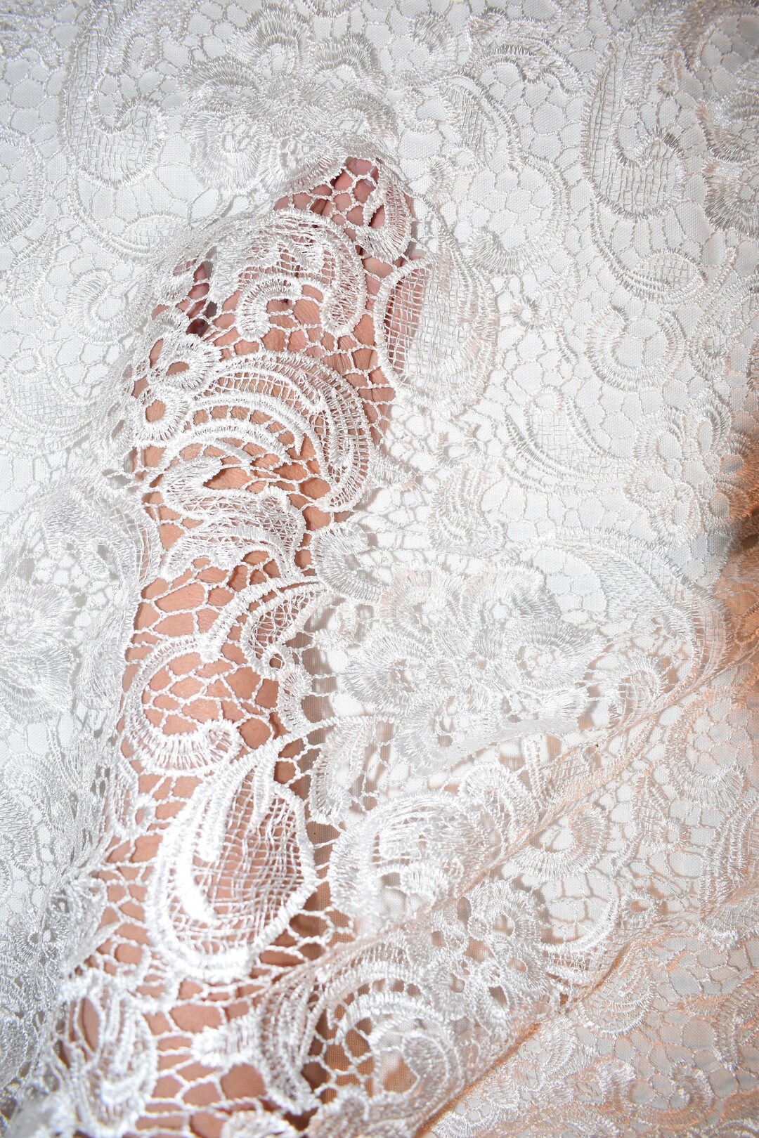 Heavy Lace Romantic Vintage Look Bridal Apparel Special Occasion ...