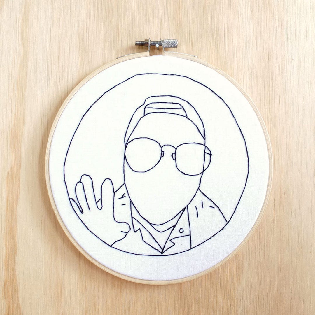 Peephole Costanza Hand Embroidery Hoop Art Decor 90's - Etsy