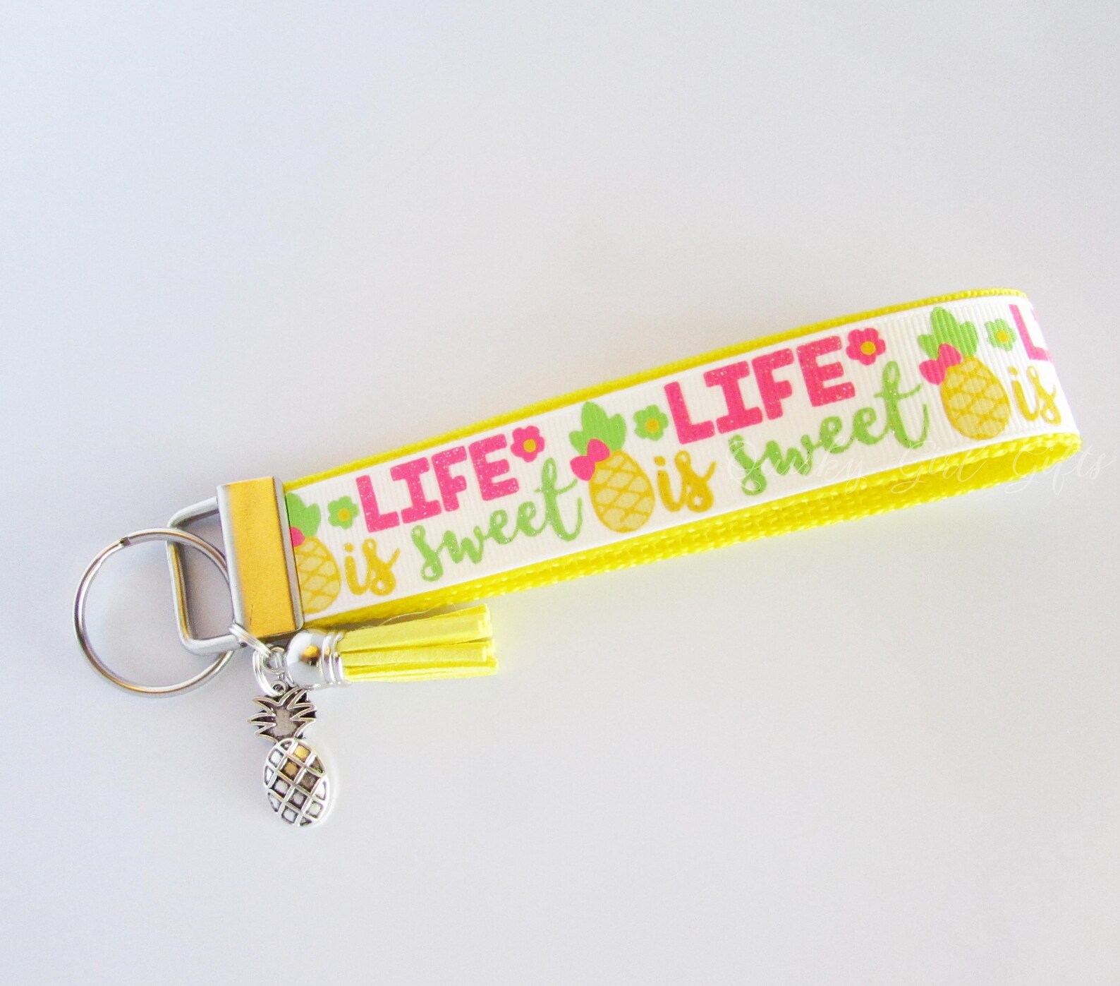 Pineapple Key Fob - Life is Sweet Pineapple Key Fob - Pineapple ...