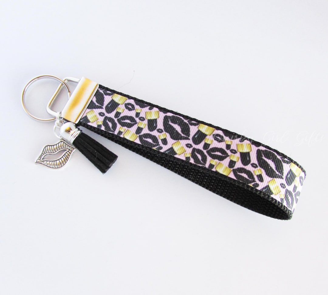 Lips Key Fob - Lips Keychain - Lipstick Key Fob - Goth Key Fob - Makeup ...