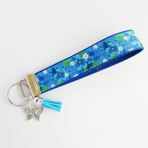 Blue Flower Key Fob - Flower Keychain - Flower Wristlet - Floral Print ...