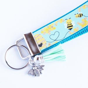 Bumblebee Key Fob - Bumblebee Keychain - Beehive Key Fob - Honeycomb ...