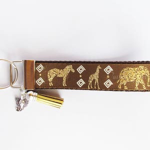 Safari Animal Key Fob -african Animal Key Fob - Safari Keychain ...