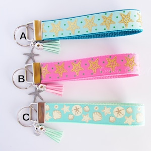 Seashell Key Fob - Sea Creature Keychain - Starfish Key Fob - Sand ...
