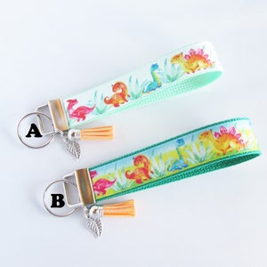 Dinosaur Key Fob - Dinosaur Keychain - Tyrannosaurus - Triceratops ...