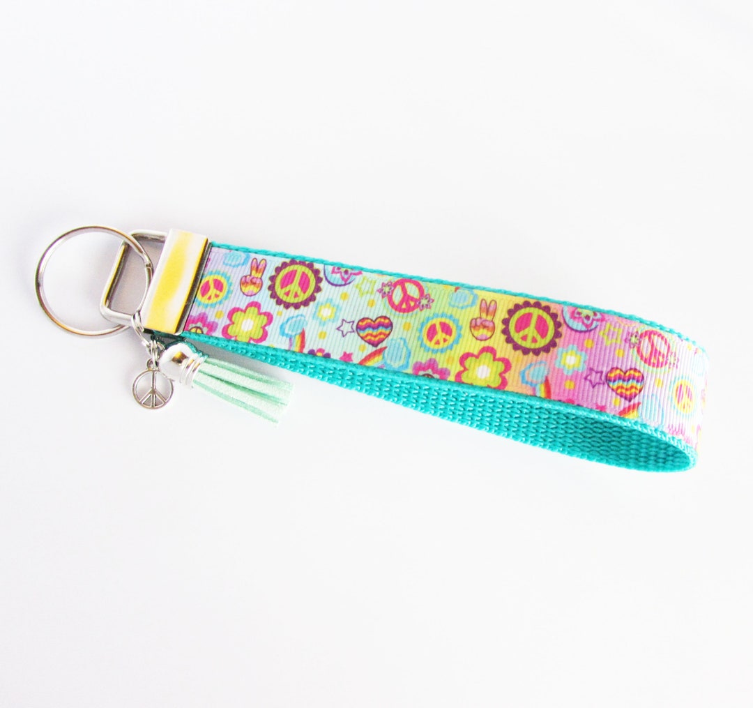 Retro Key Fob - Peace Sign Hearts Flower Key Fob - Retro Keychain ...