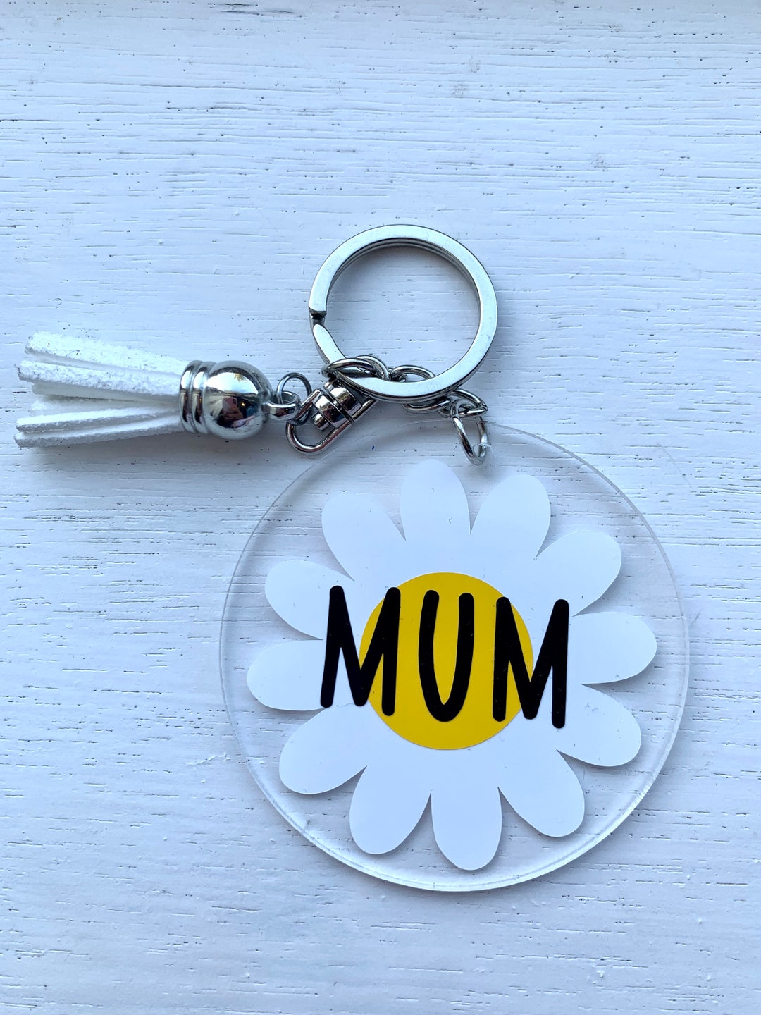Personalised Daisy Key Ring // Key Chain // Custom // Tassle - Etsy ...
