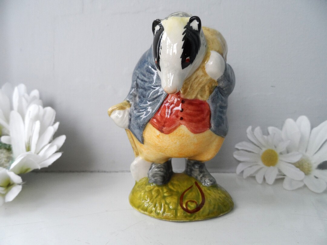 Vintage ROYAL ALBERT ~ Tommy Brock Figurine ~ Beatrix Potter - Etsy