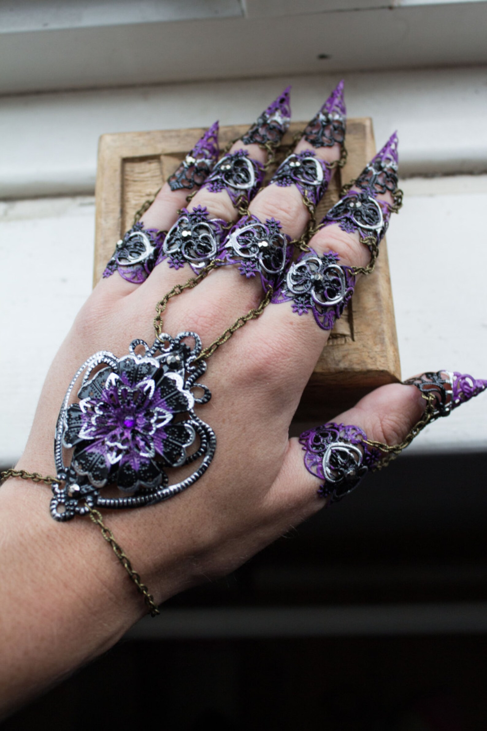 Gothic Claws - Full Hand Piece - Halloween - Black and Purple - Goth ...