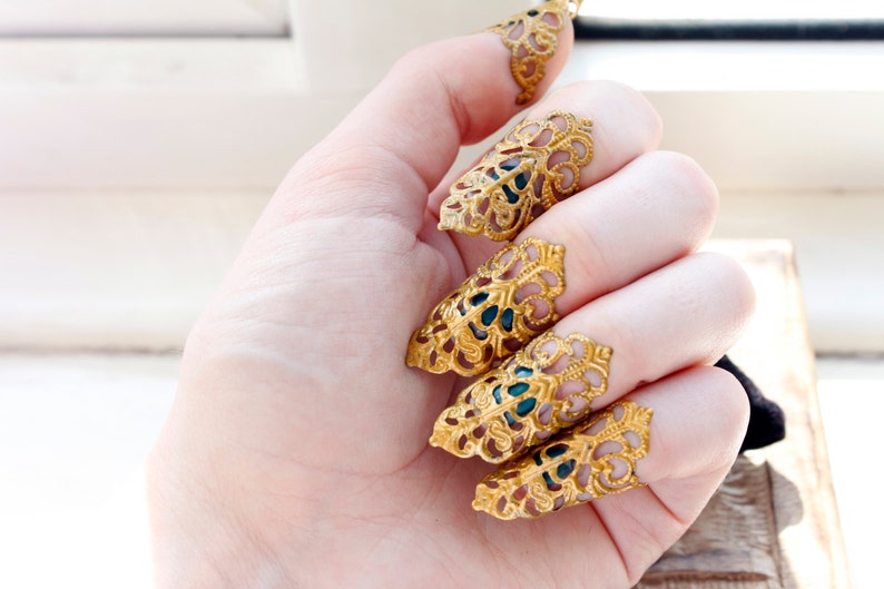 Gold Nail Claws Set of 5 Adjustable Blunt or Sharp | Etsy