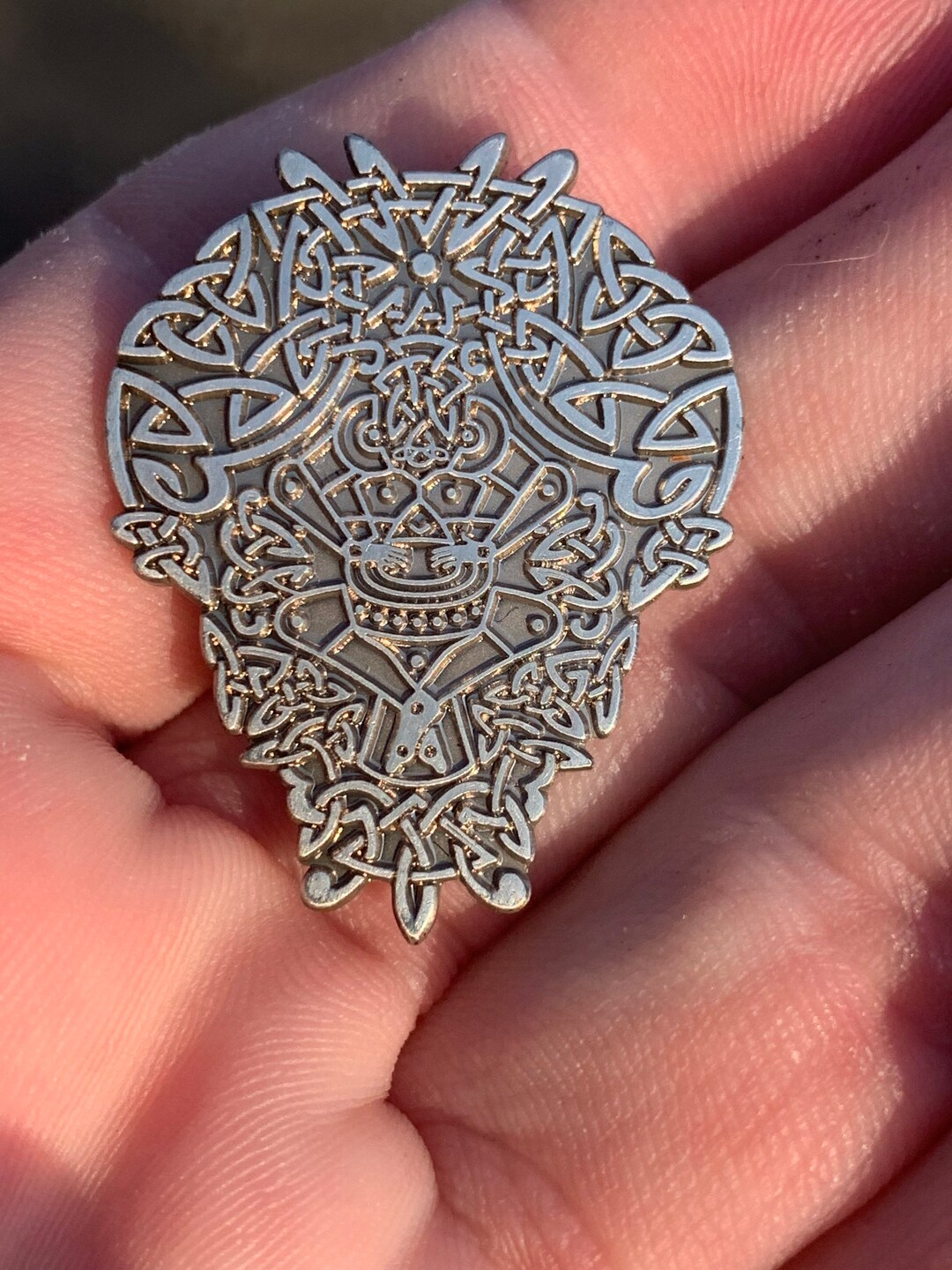 Knot Work Drummer Pin - Etsy