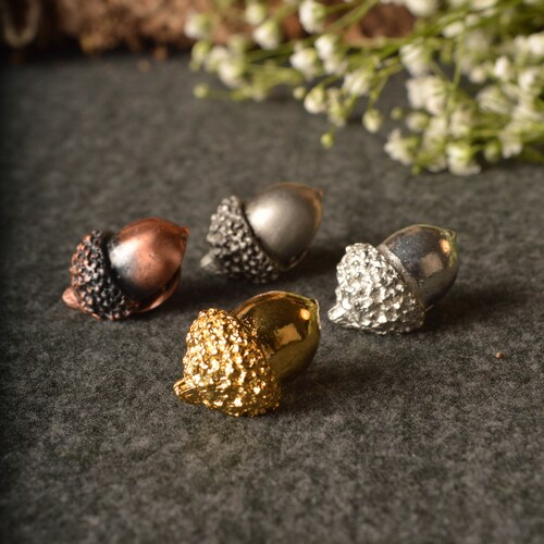 Acorn Lapel Pin - Etsy UK