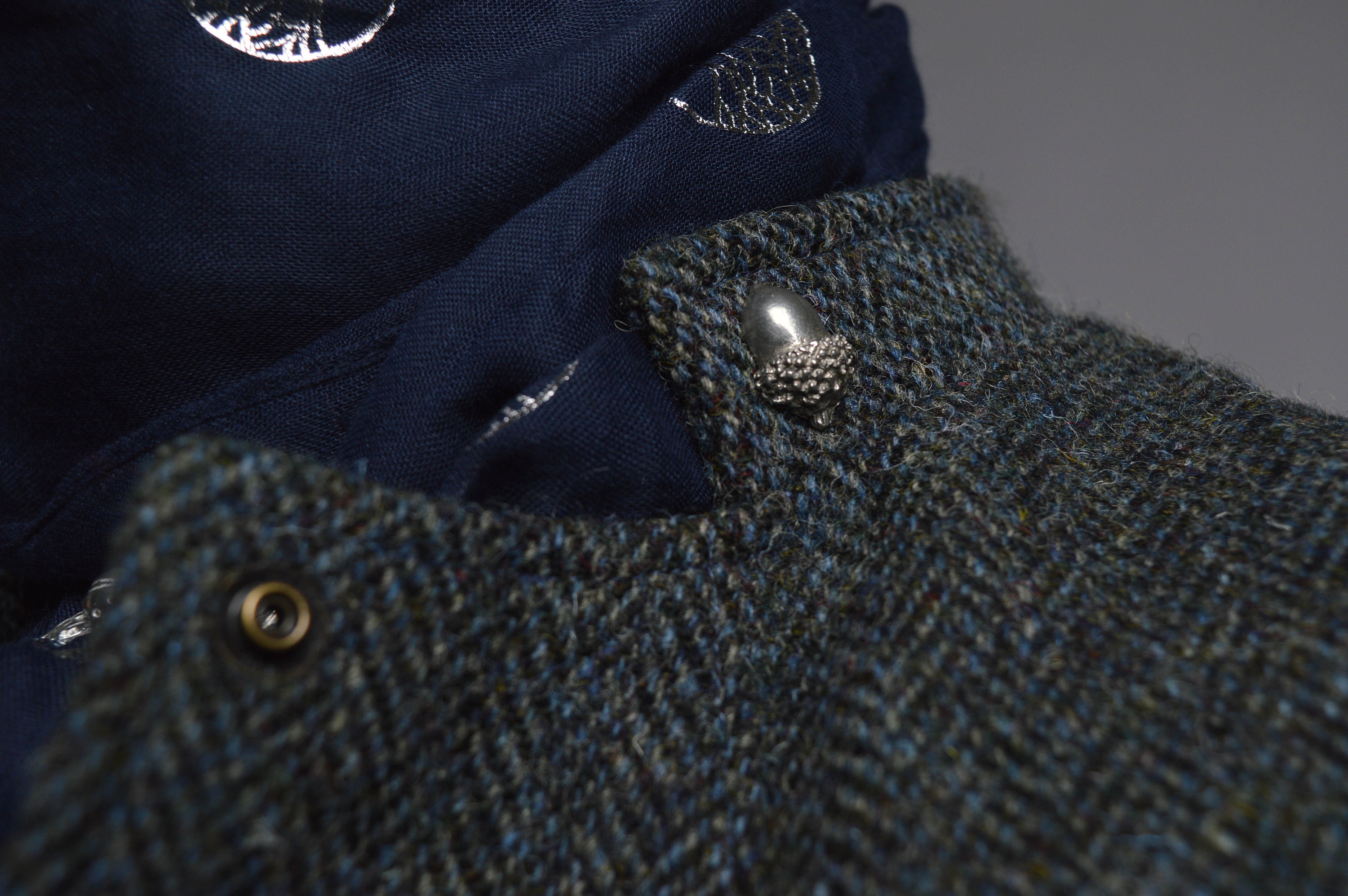 Acorn Lapel Pin - Etsy UK