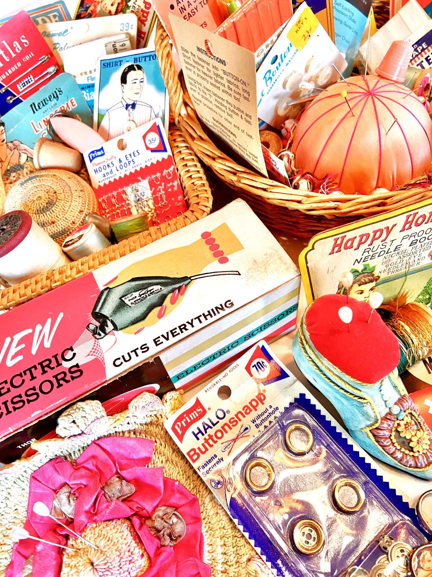 Vintage Sewing Notions & Tools Bundle, Sewing Kits/vintage, Sewist Gift ...