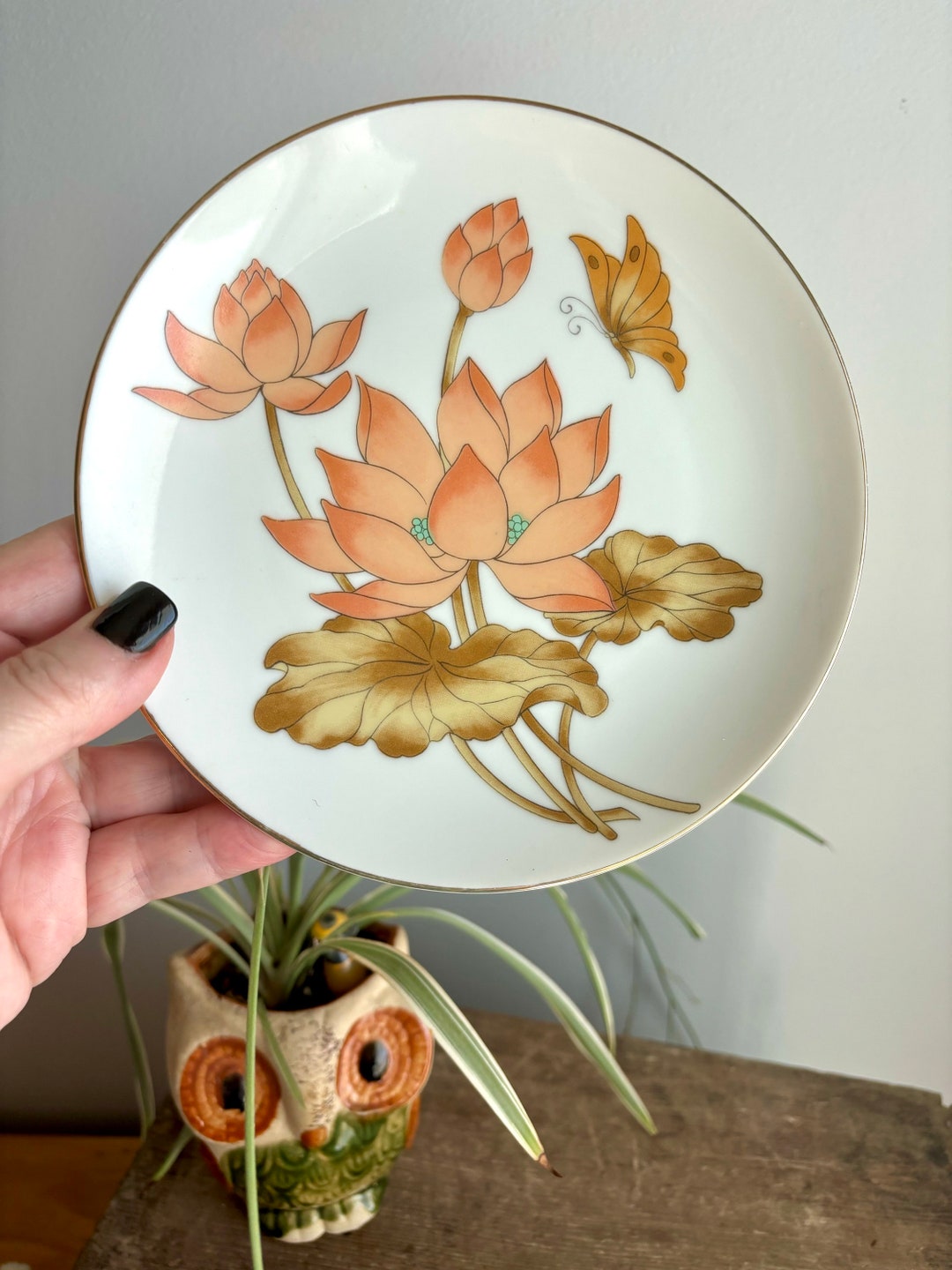 Beautiful Vintage Lotus Flower Plate - Etsy