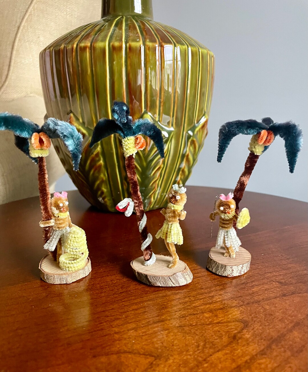 Vintage Pipe Cleaner Figures - Etsy