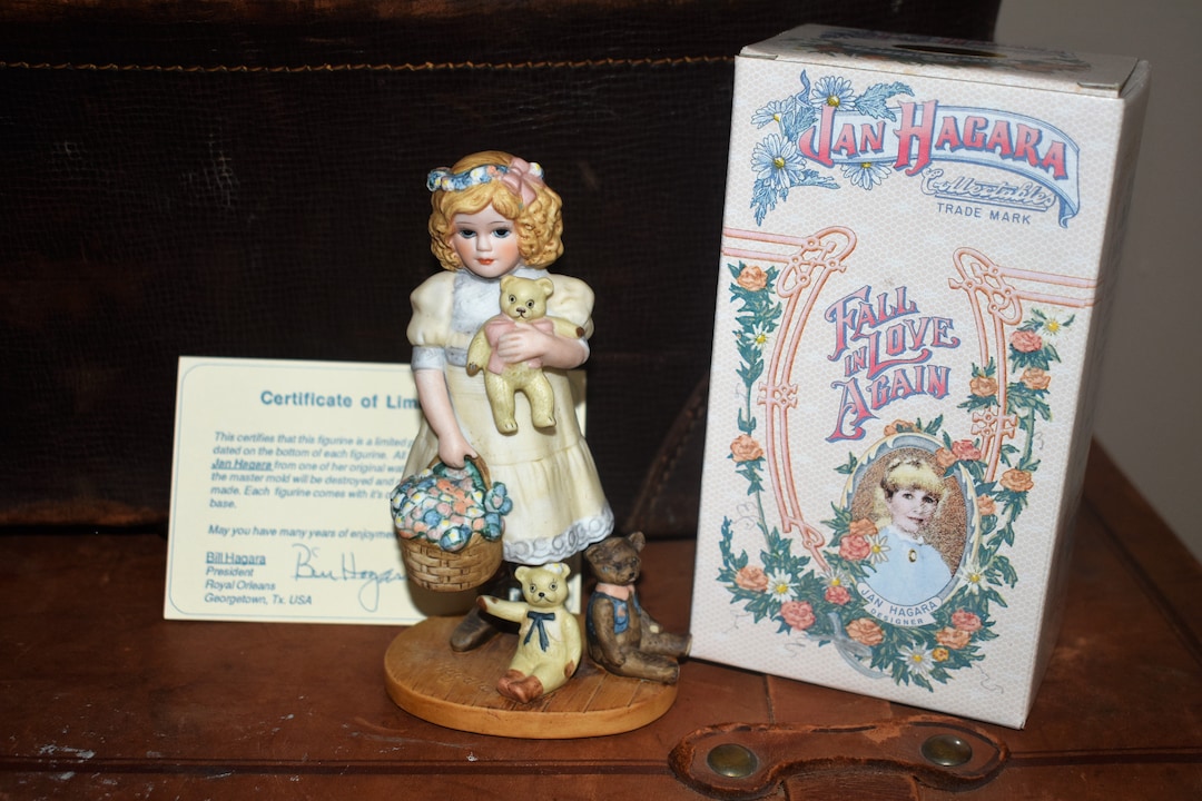 Jan Hagara Goldie Signed Figure - Etsy