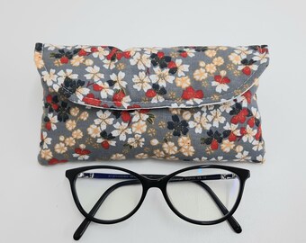 Japanese Flower Bezel Case - Etsy