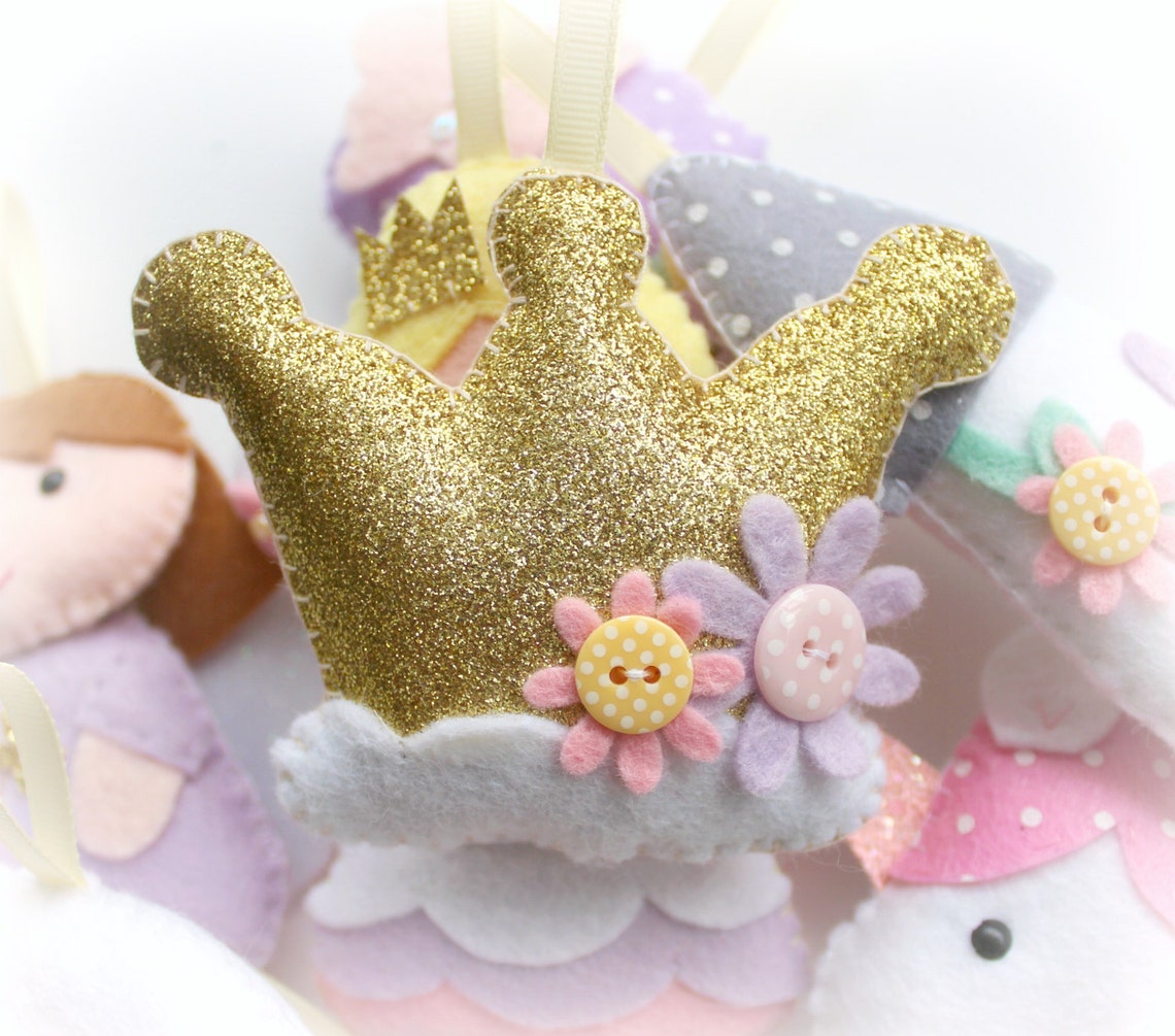 PDF Instructions for Felt Princess Garland. Instructions for 8 | Etsy