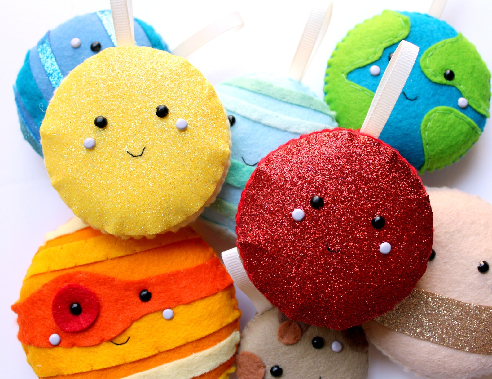 Make Your Own Felt Solar System Garland Kit. Space Garland. - Etsy