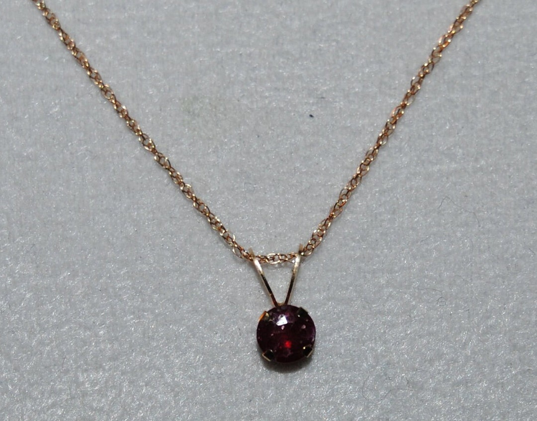 Stunning 10 Kt Gold Chain With a Beautiful 14 Kt Gold and Ruby Pendant ...