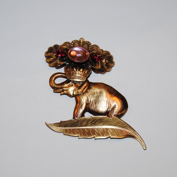 Elephant Brooch - Etsy