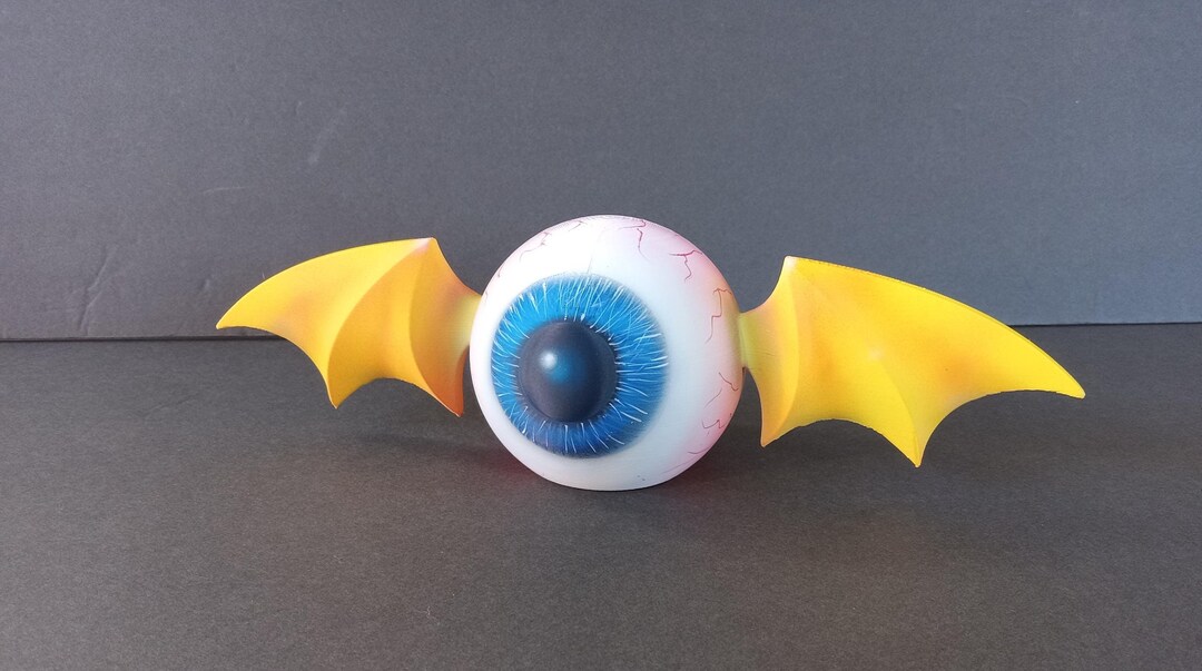 3d Printed Flying Eyeball Airbrushed - Etsy