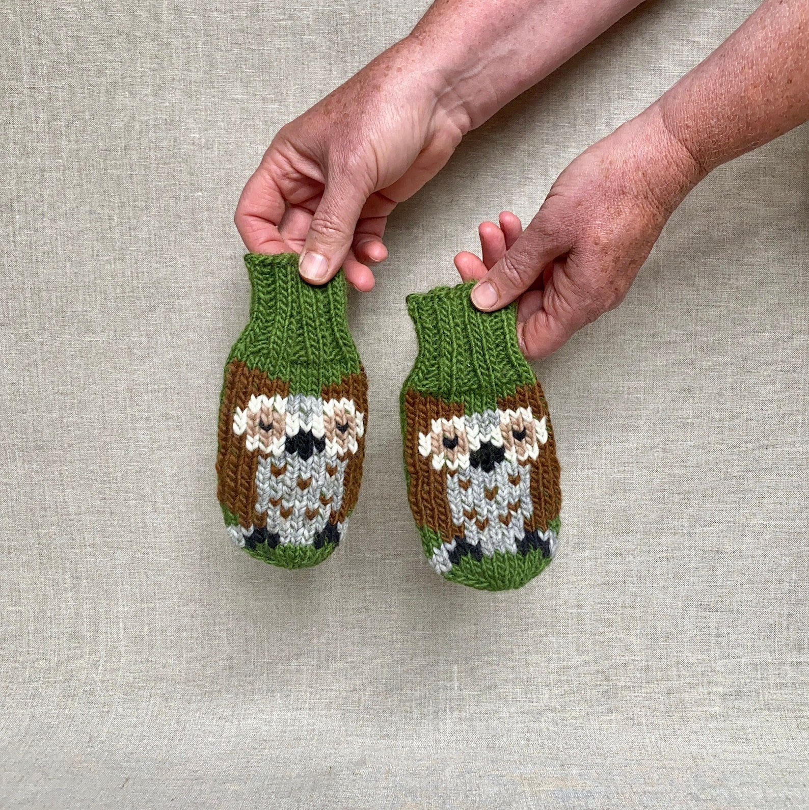 Owl Mittens, Child, Bird Lover, Audubon, Hand Knit, Green, Soft, Warm ...