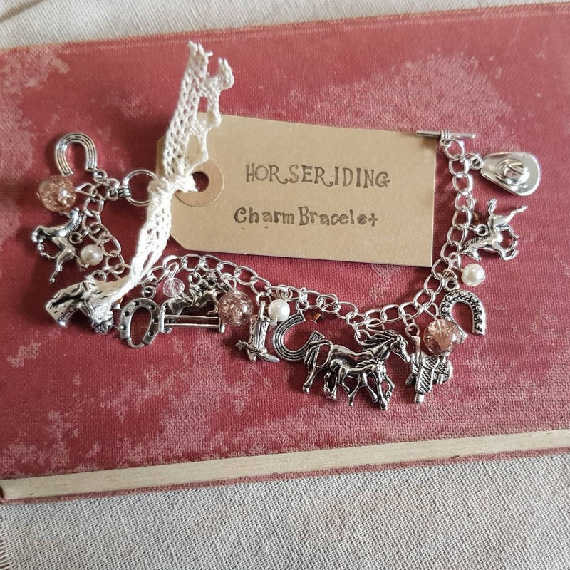 Horse Themed Gifts - 60+ Gift Ideas for 2025