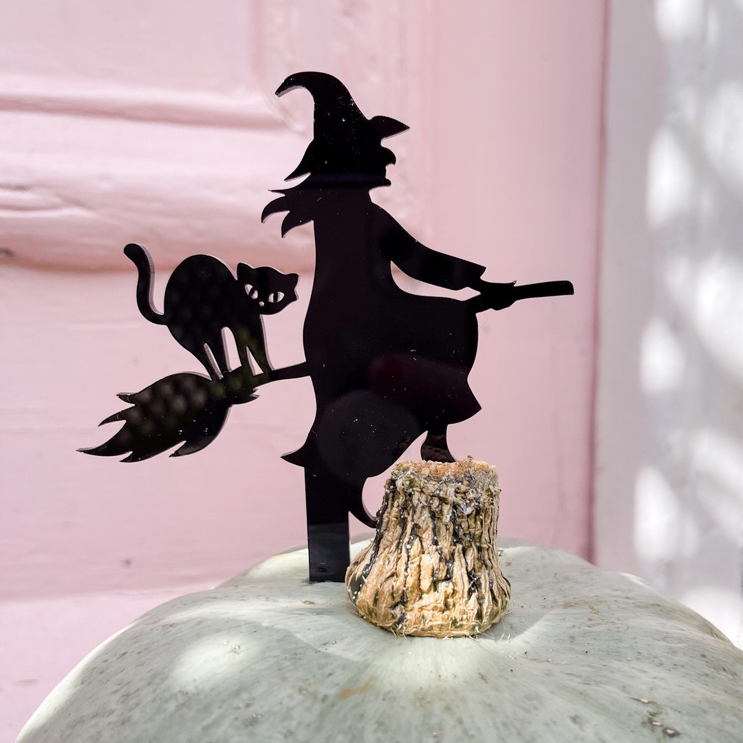 Flying Witch With Cat Pumpkin Halloween Decoration - Etsy