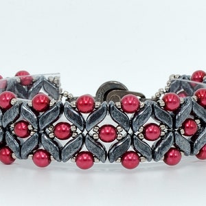 Stormduos and Pearls Create This Easy but Elegant Lattice Looking ...