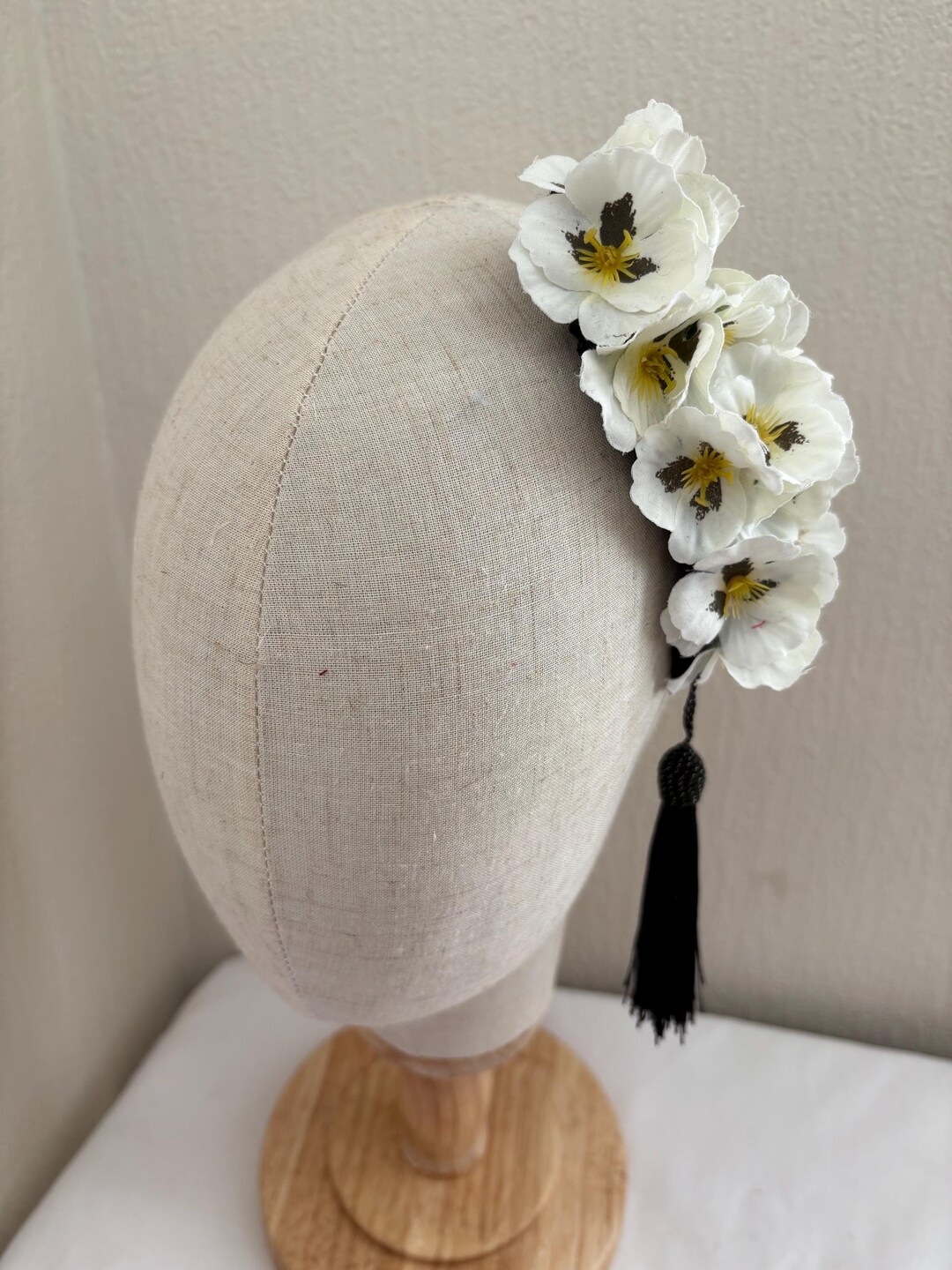 Pin up Modern Vintage Cascade Hair Flower Clip - Etsy