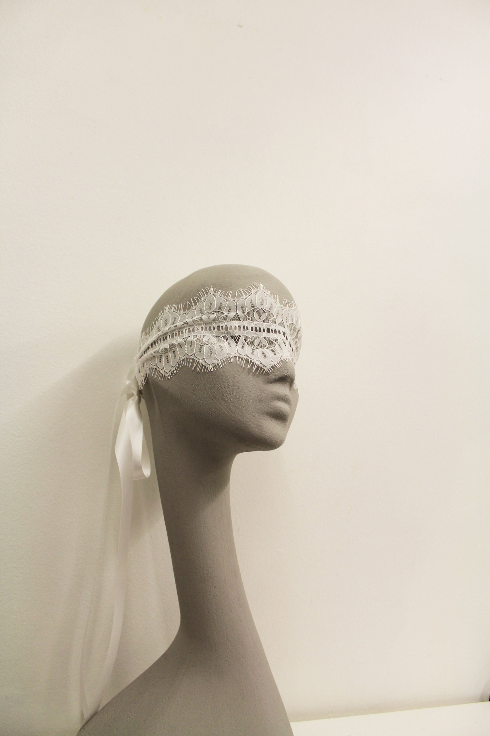 White Lace Mask White Lace Blindfold Bridal Blindfold Etsy